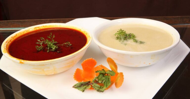Authentic Tambda And Pandhra Rassa Recipe- Purely Healthy Eats